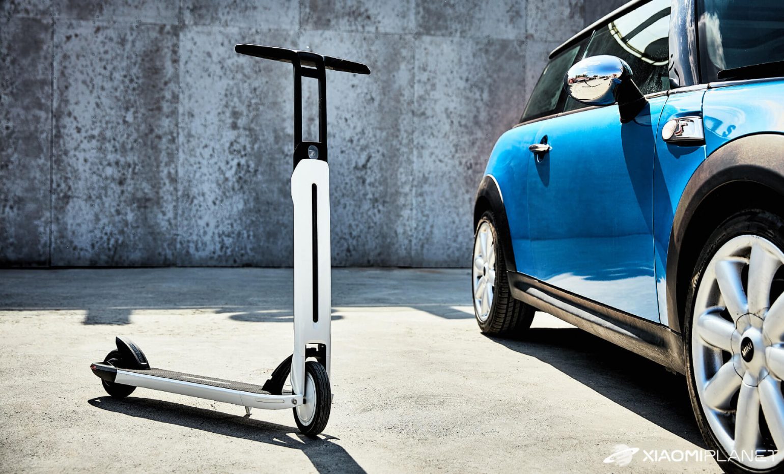 Ninebot KickScooter Air T15: Kolobežka s poriadne futuristickým dizajnom