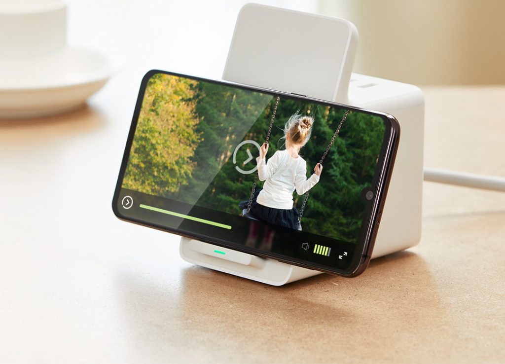 Xiaomi has introduced a charging station for smartphones. It offers a ...