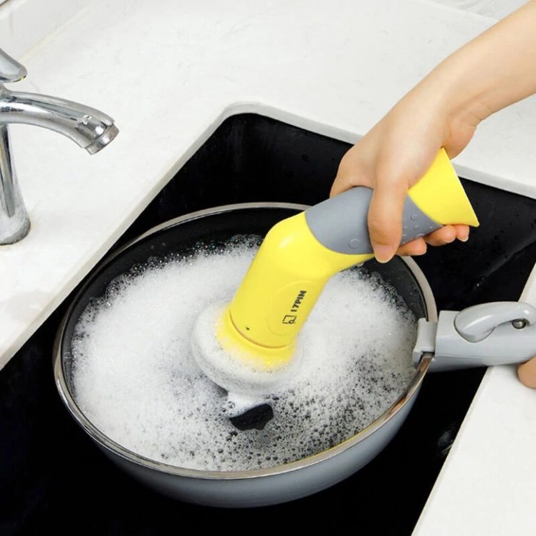 The 17pin electric dish brush is a great gadget that you want to have ...