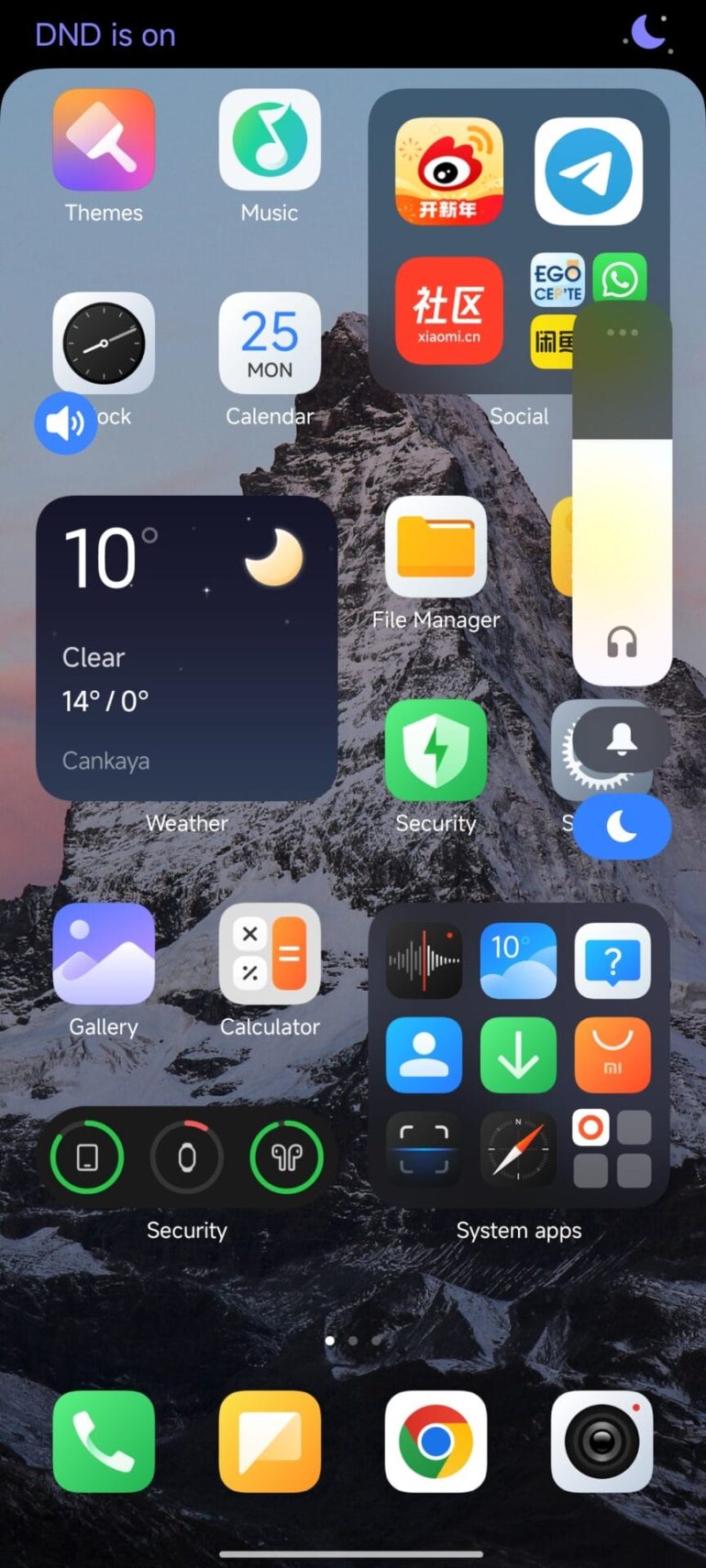 Xiaomi was once again inspired by Apple: HyperOS has a "dynamic cut-out"