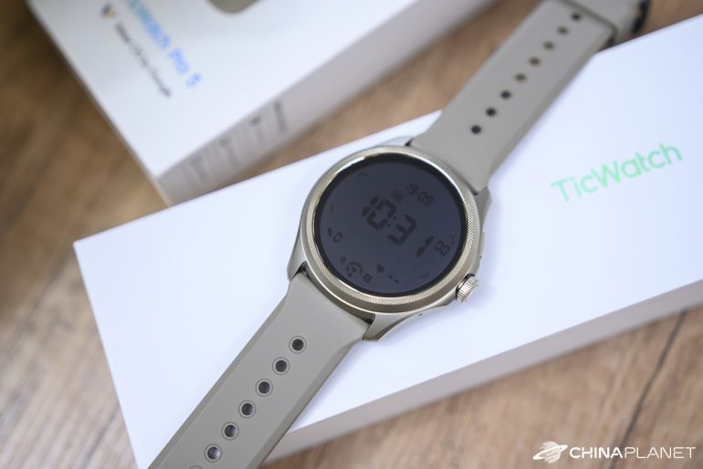 Xiaomi Watch 2 Pro vs Ticwatch Pro 5: a detailed comparison of smart ...