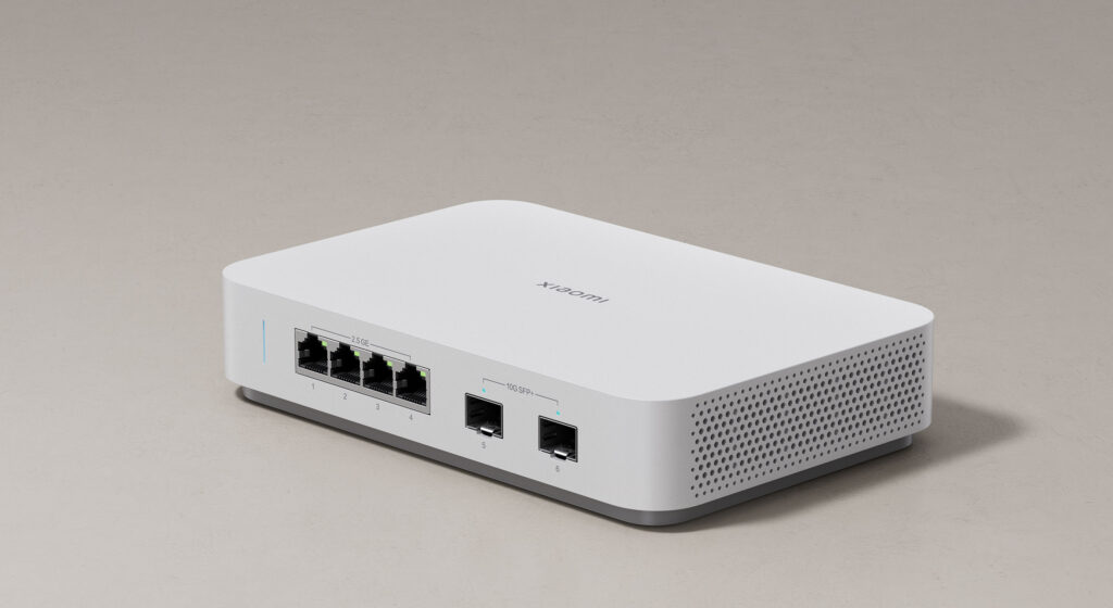 Banggood is even cheaper this time: Xiaomi 10 Gigabit Switch with two ...