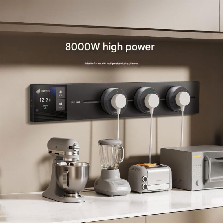 Yeelight T1 is an 8000W smart rail socket with display and USB-C